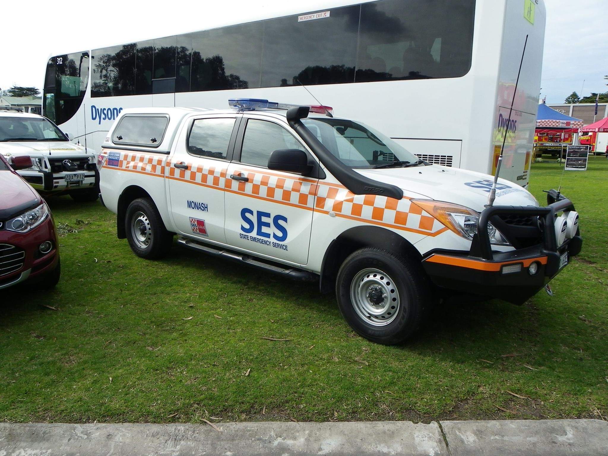 Monash Support 1 | Emergency Vehicles App