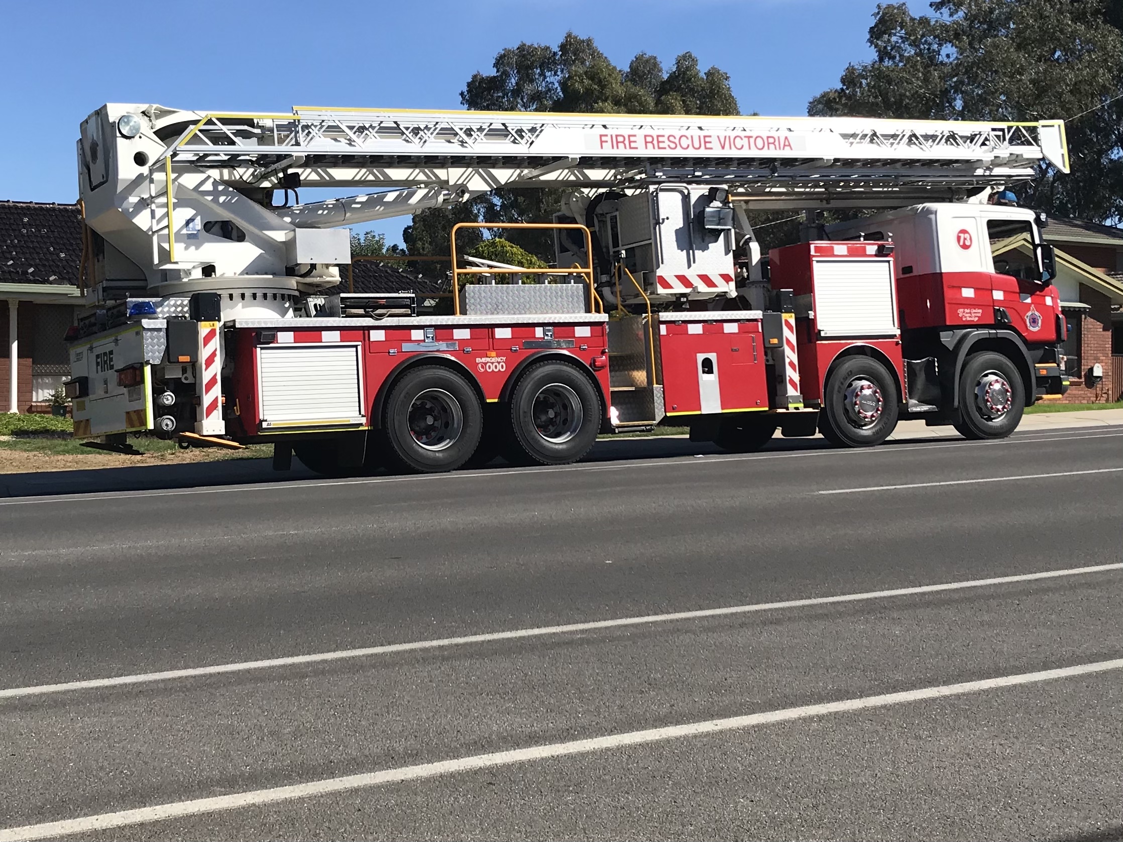 Ladder Platform 73 | Emergency Vehicles App