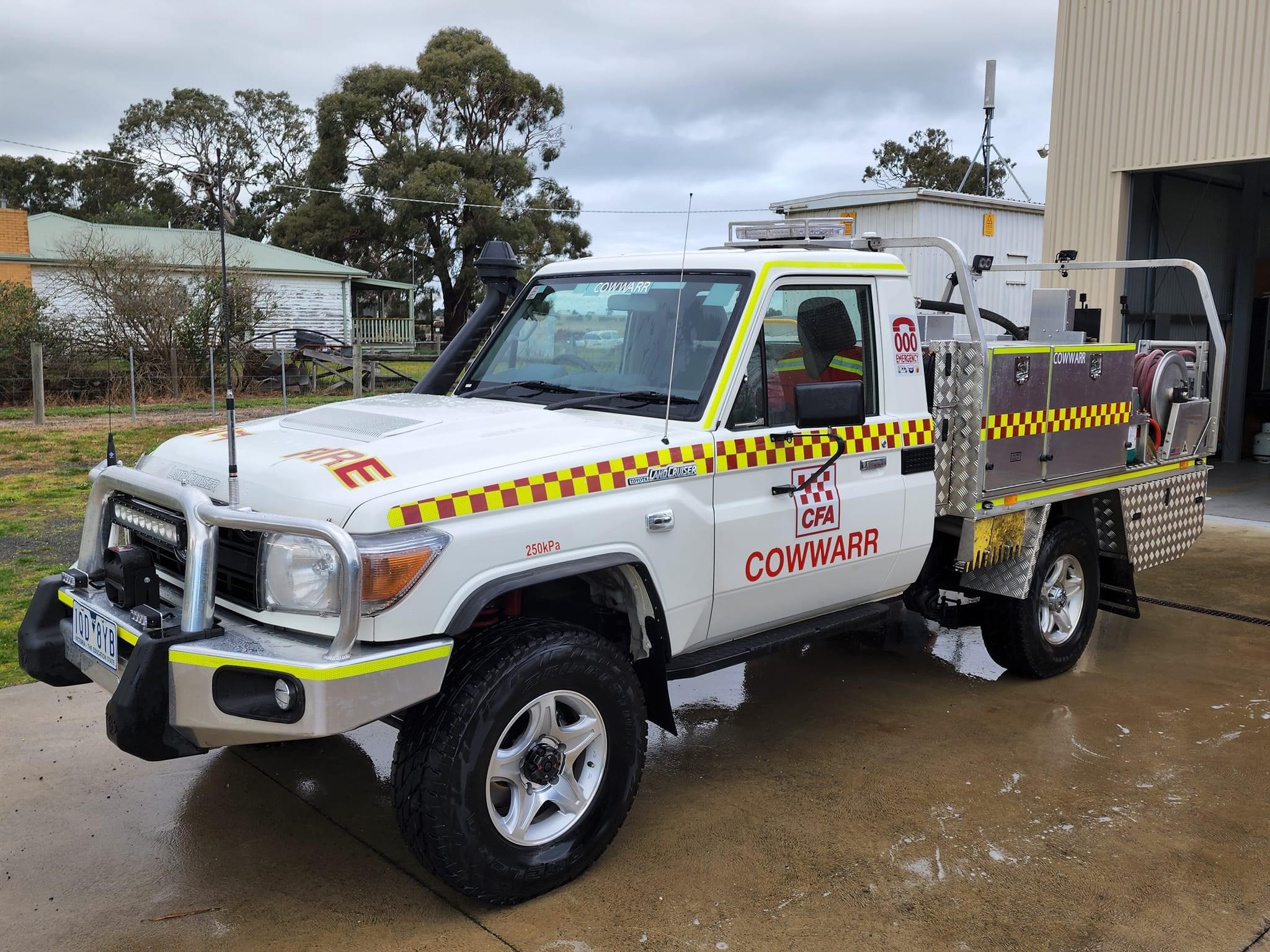 Cowwarr Ultra-Light | Emergency Vehicles App